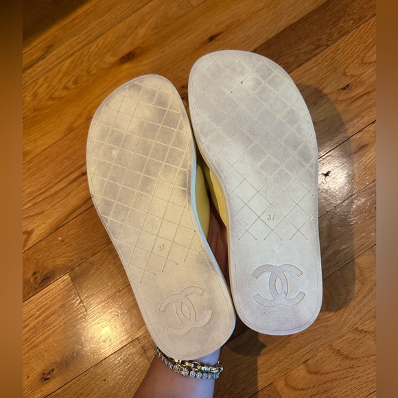 CHANEL | Shoes | Chanel Yellow Lambskin Padded Pool Thong Logo Mule ...